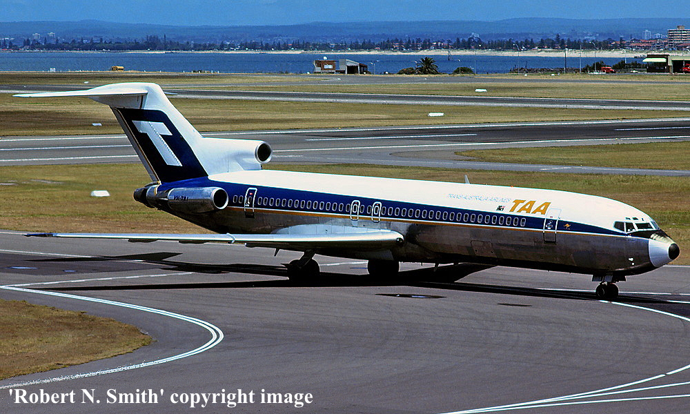 Sydney Airport Boeing Memories